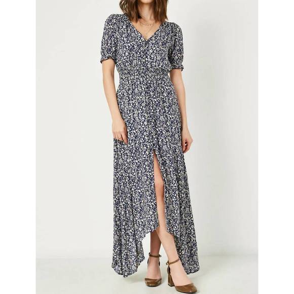 Hayden | Dresses | New Hayden La Floral Ruched Waist Maxi Dress In Navy ...